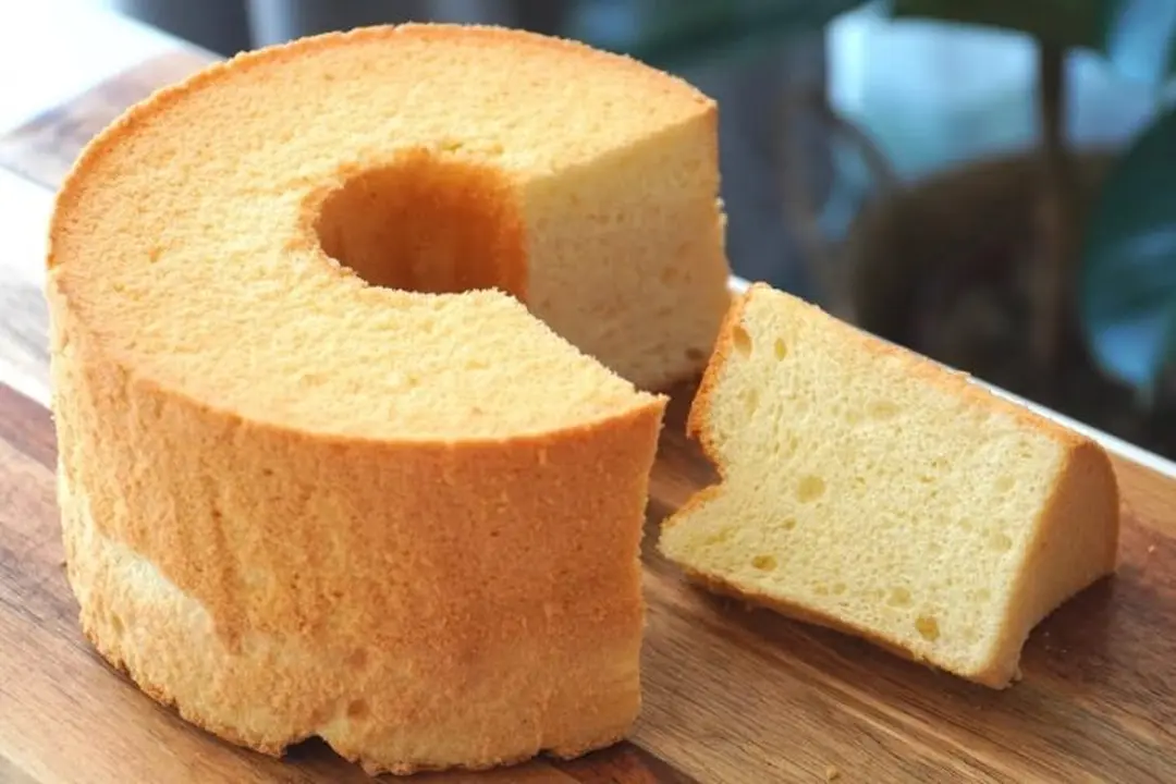 Bánh chiffon là gì? Các lỗi thường gặp khi làm bánh chiffon