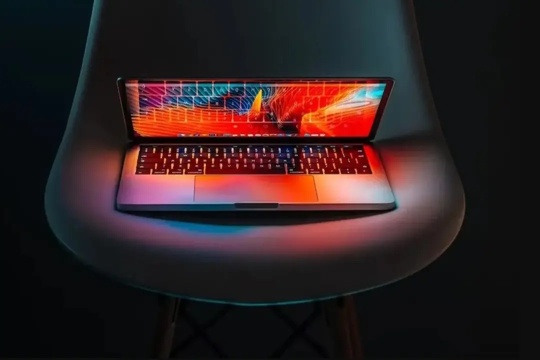 Các dòng chip G, H, HQ, U, T, K trên laptop có ý nghĩa gì?