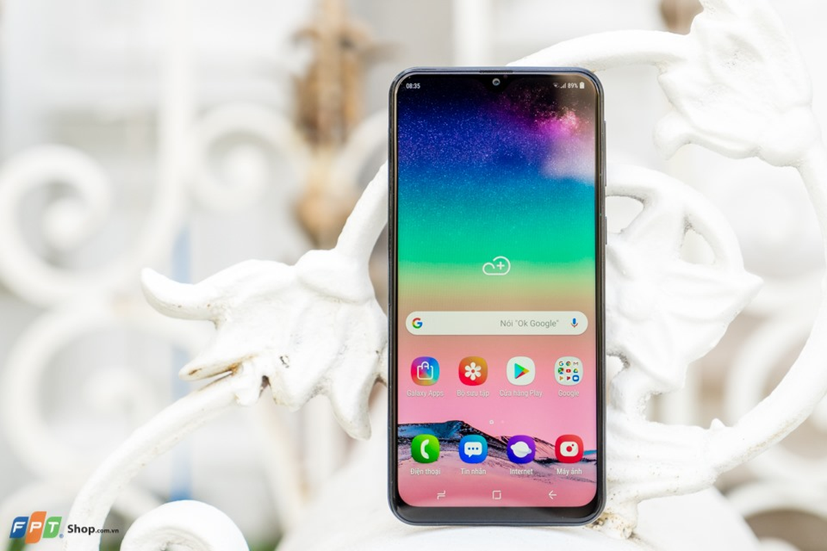 Samsung Galaxy M20 - Camera kép, Pin trâu 5000 mAh