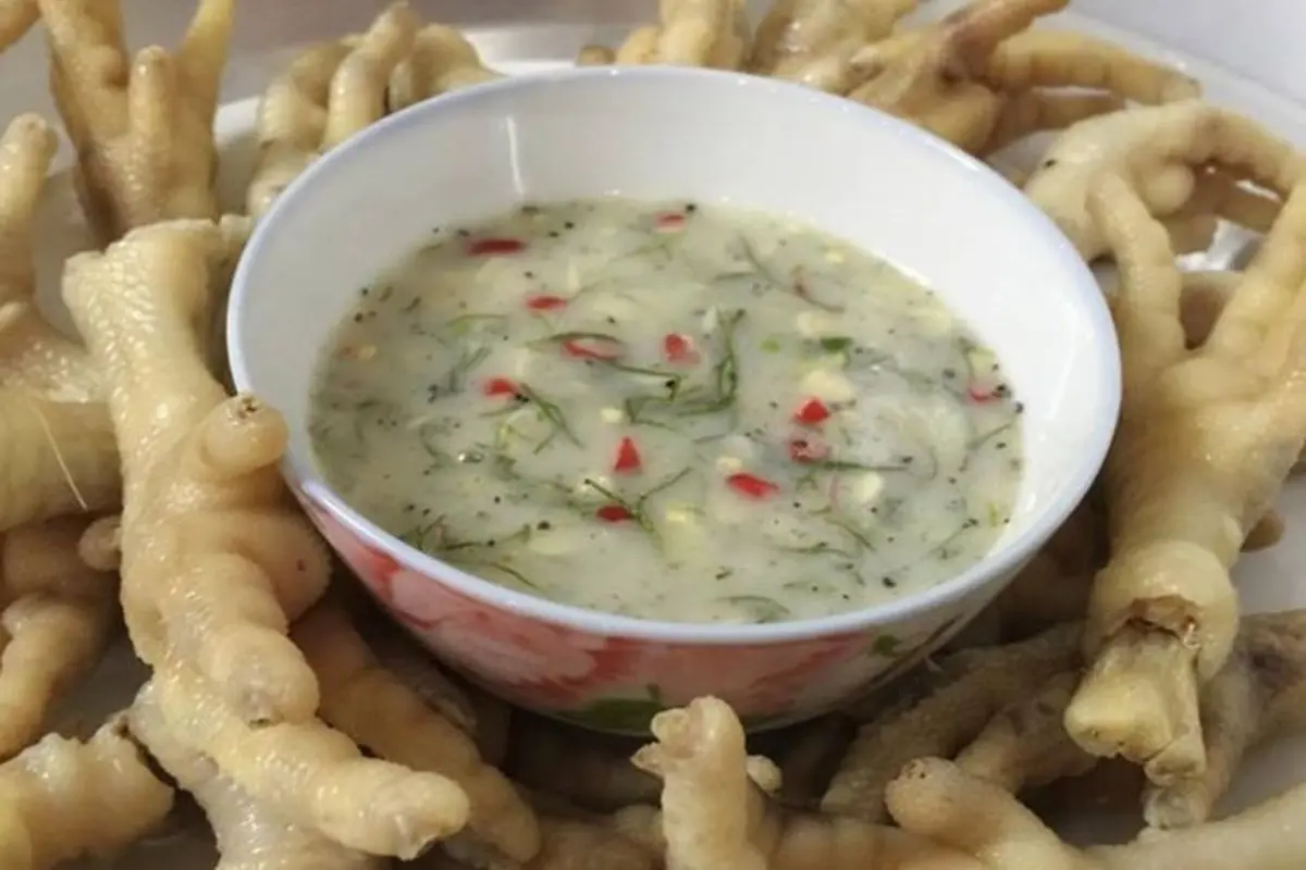 Hướng dẫn cách pha nước chấm chân gà luộc ngon bất bại