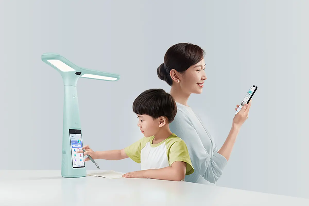 Đèn làm bài tập thông minh - Giải pháp học tập hiện đại bảo vệ thị lực ...