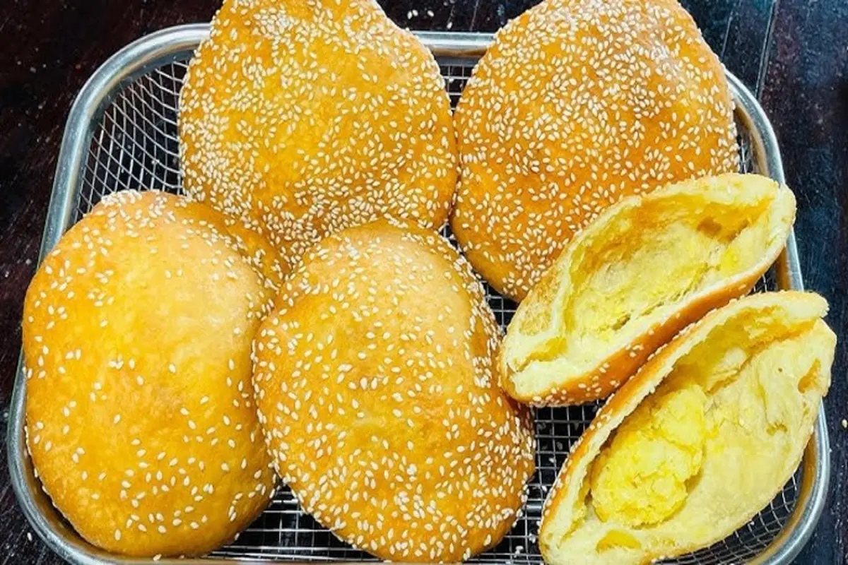 Cách làm bánh tiêu đậu xanh giòn rụm, thơm lừng tại nhà