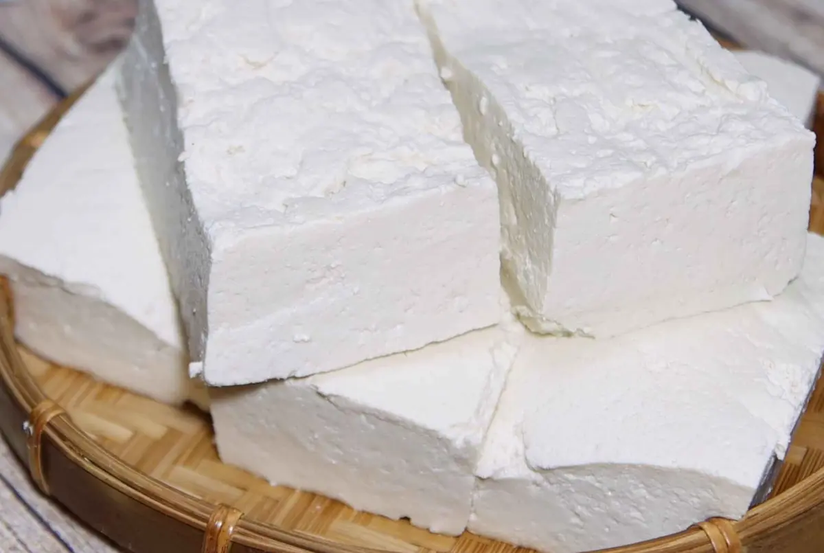 Cách làm đậu phụ trắng nõn, béo ngậy, thơm ngon ngay tại nhà