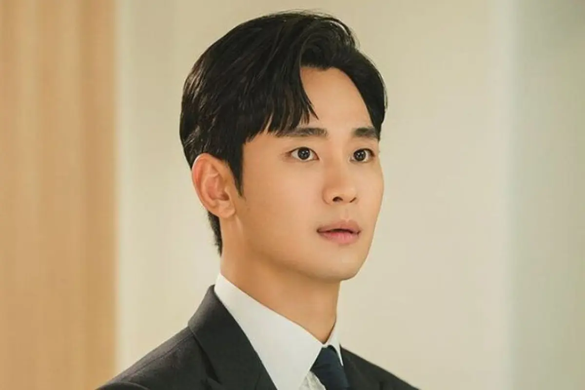 Kim Soo Hyun là ai? Những sự thật ít người biết về Kim Soo Hyun
