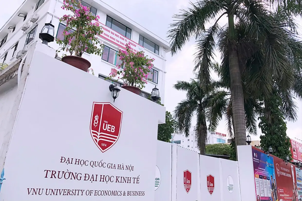 Điểm chuẩn UEB có cao không? Đây có phải trường đại học tốt?