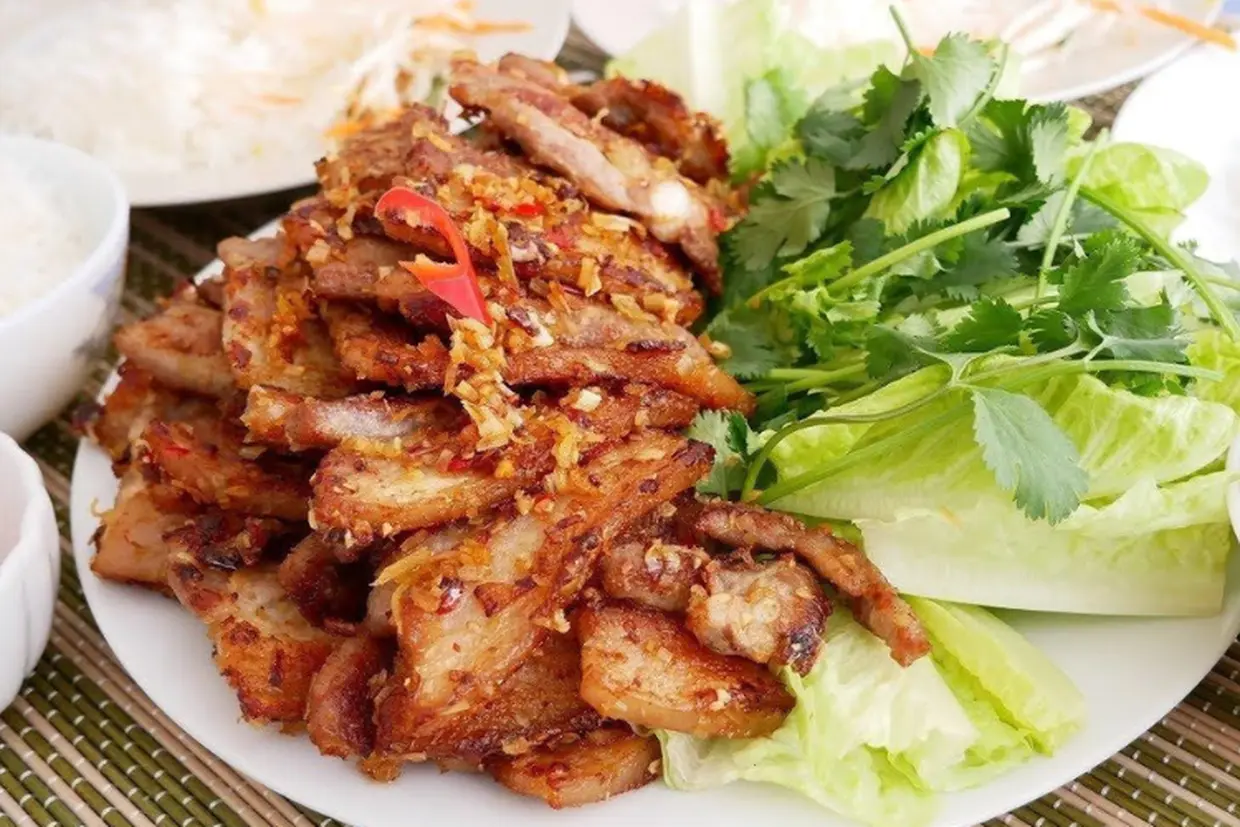 Bật mí công thức thịt heo nướng sa tế cay ngon, ăn là ghiền