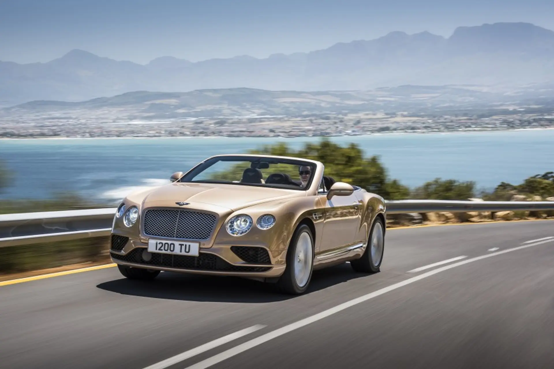 Chi tiết chiếc Bentley Continetal GT Facelift