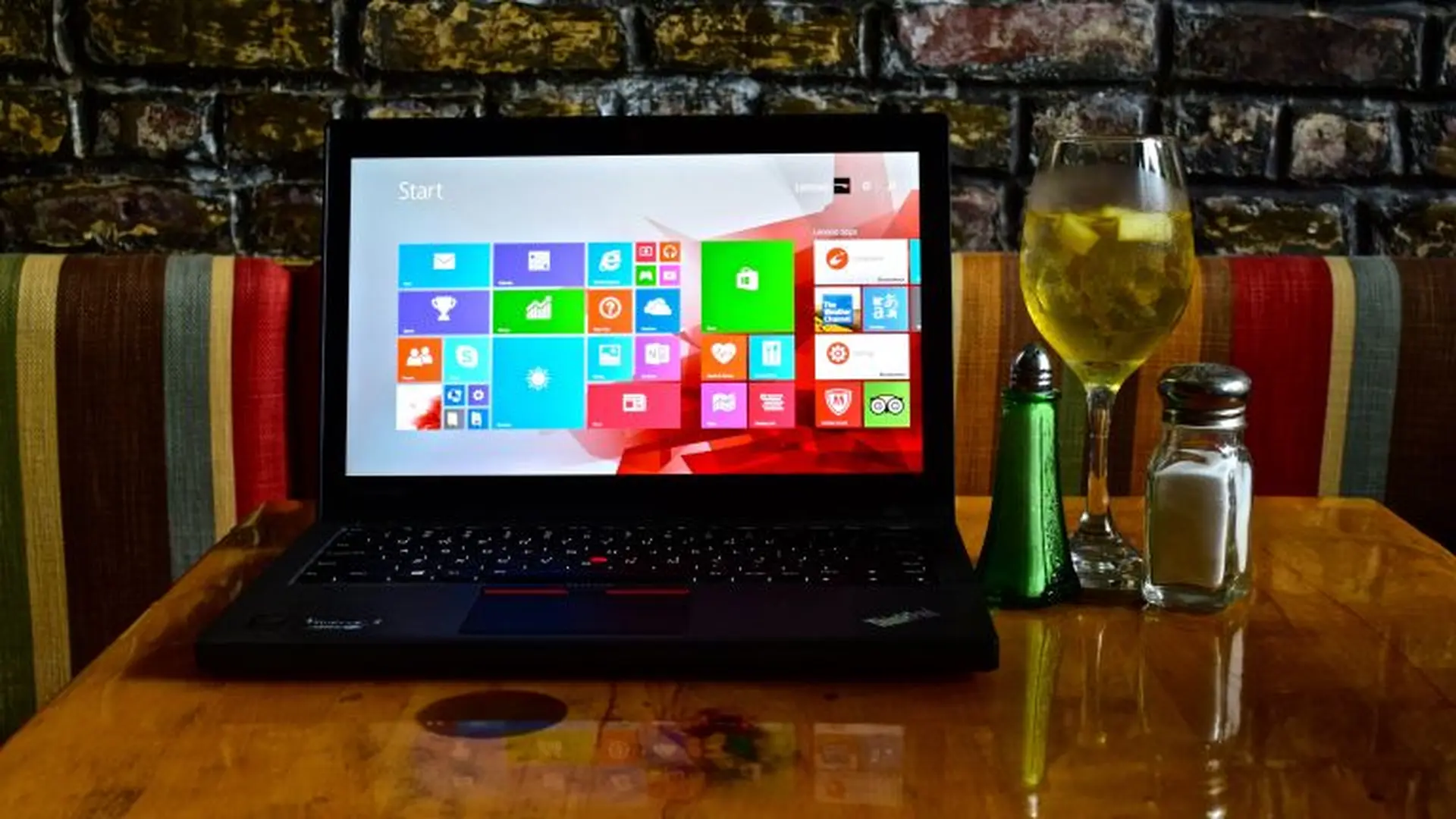 Đánh giá chi tiết Lenovo ThinkPad X250