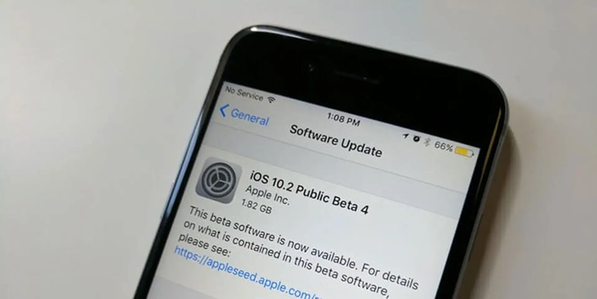 Apple ra mắt bản cập nhật iOS 10.2 beta 4