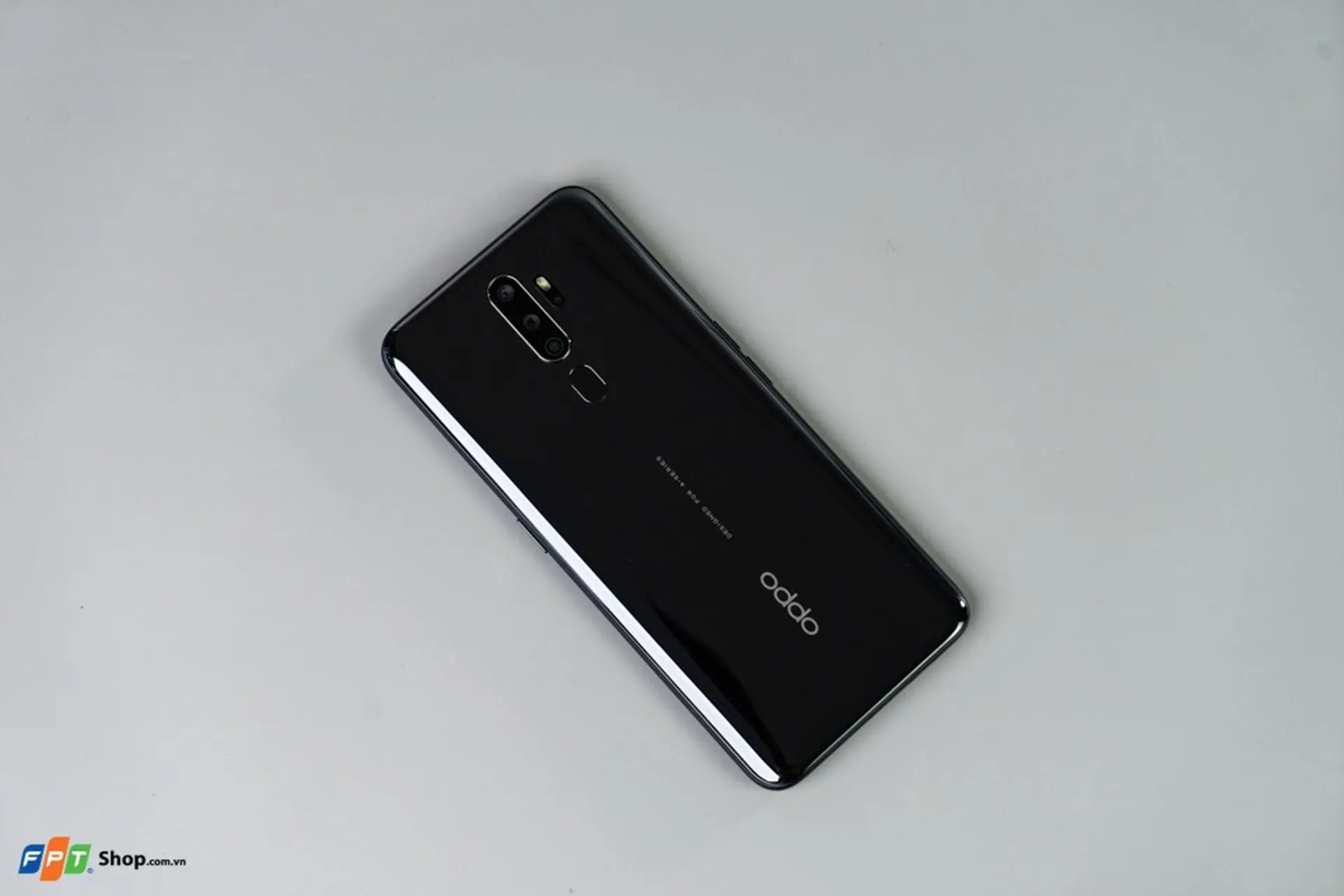 OPPO A5 2020 - 4 Camera sau siêu sắc nét