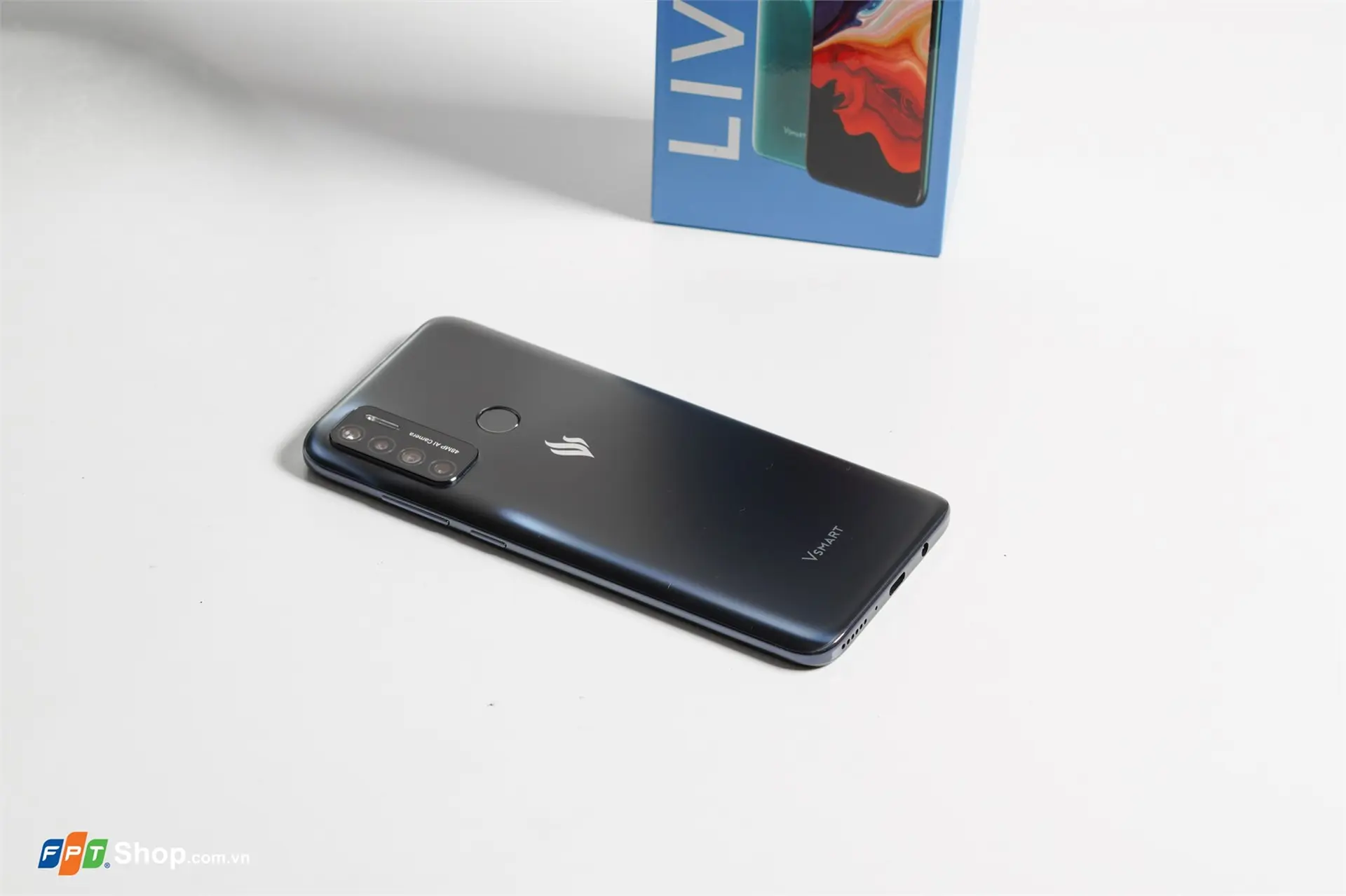 Vsmart Live 4 6GB-64GB | Pin trâu 5000 mAh - Bảo hành 18 tháng