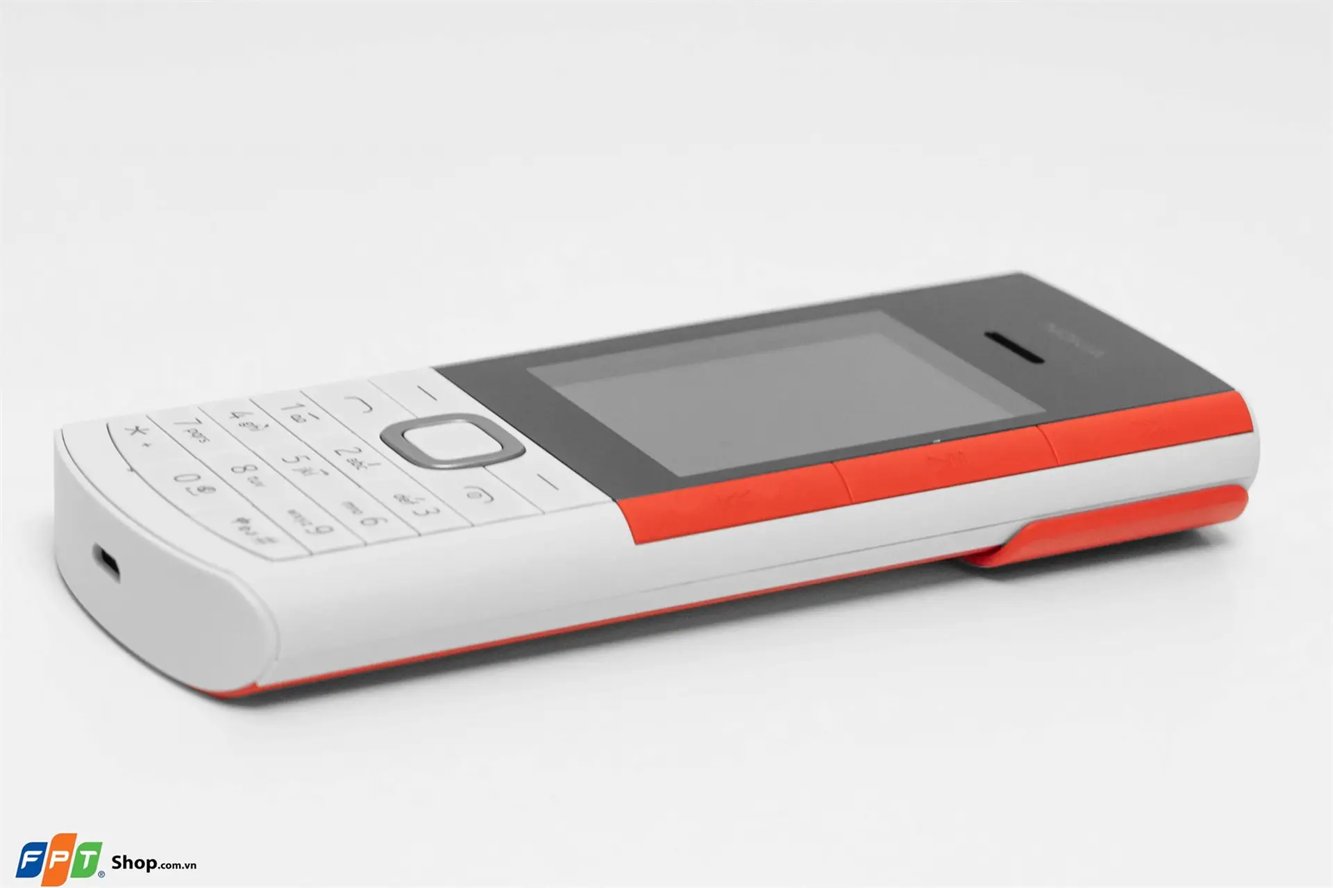 Nokia 5710 XpressAudio | Kèm tai nghe không dây cực chất