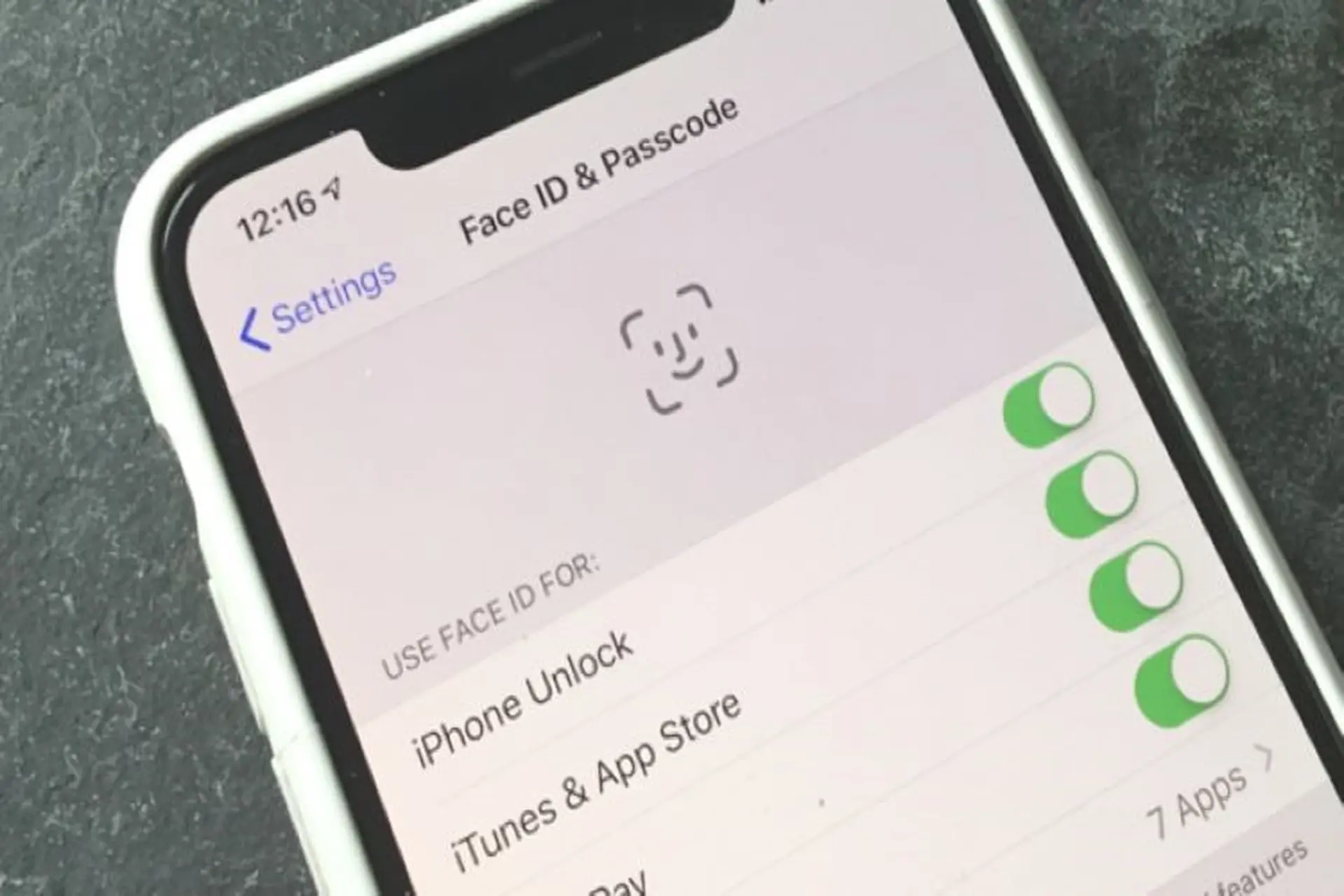 iPhone mất Face ID là gì, có nên mua iPhone mất Face ID không?