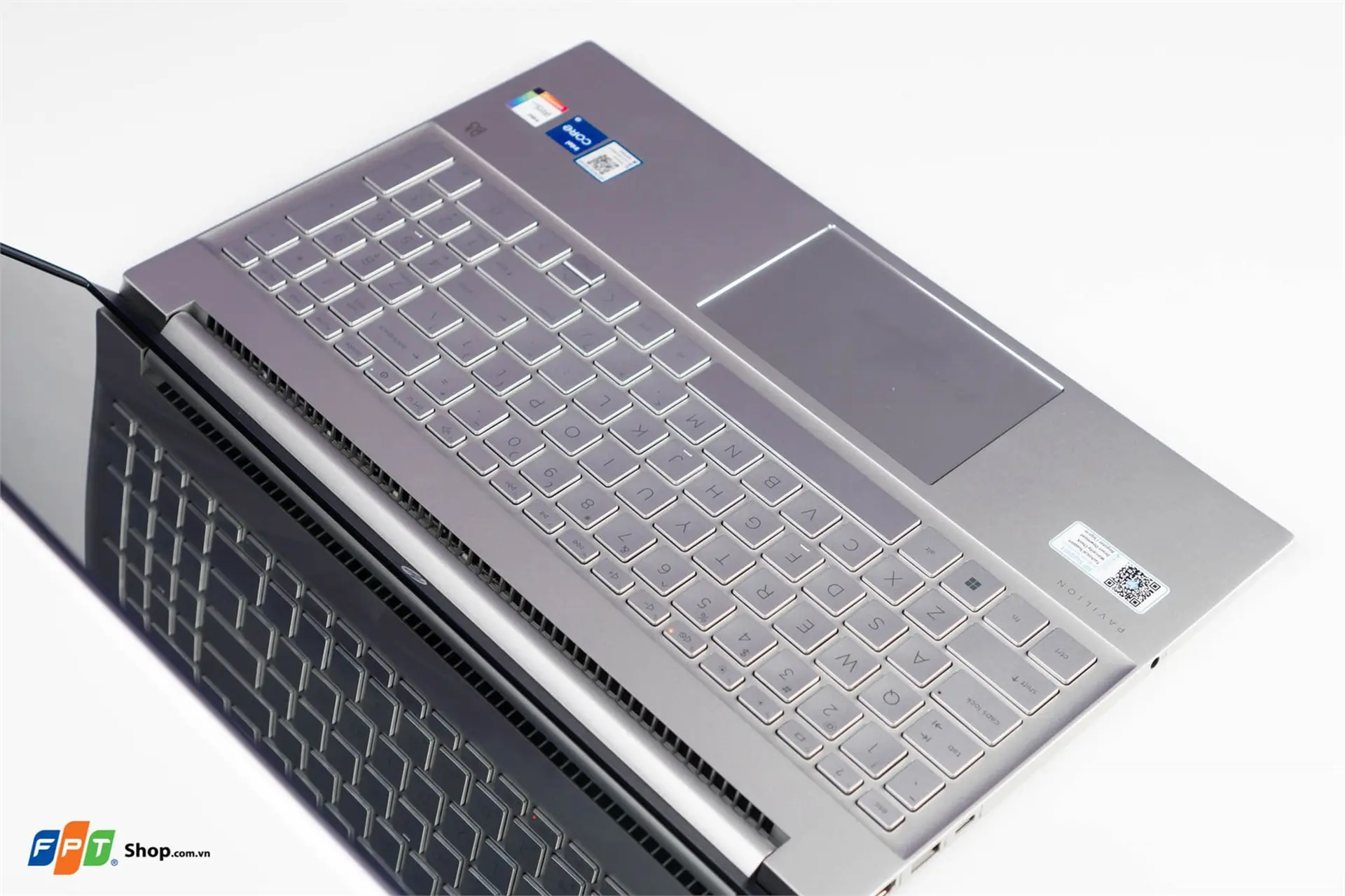 HP Pavilion 15 eg2057TU | Chính hãng, trả góp 0%