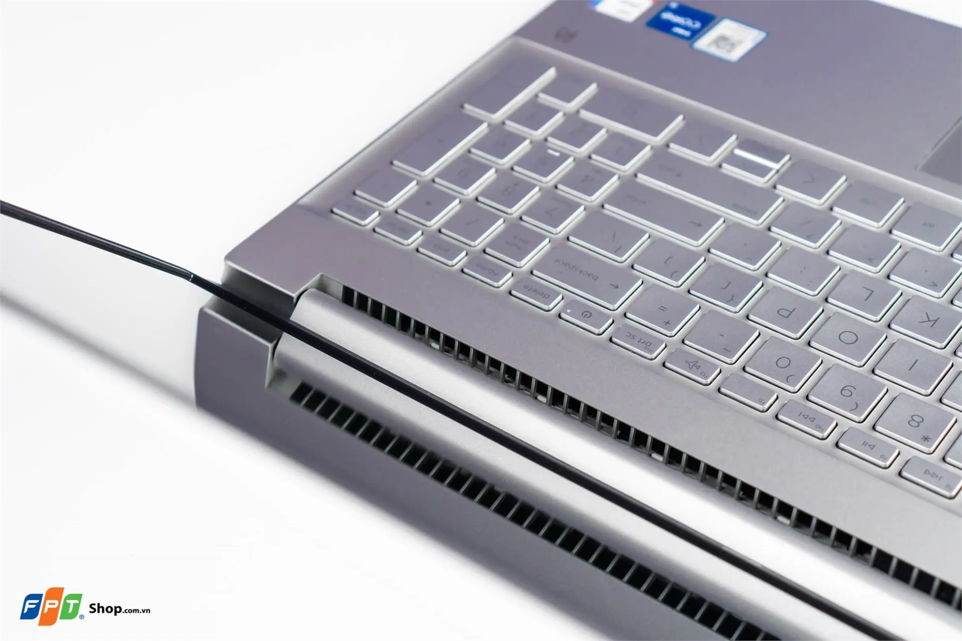 HP Pavilion 15 eg2057TU | Chính hãng, trả góp 0%