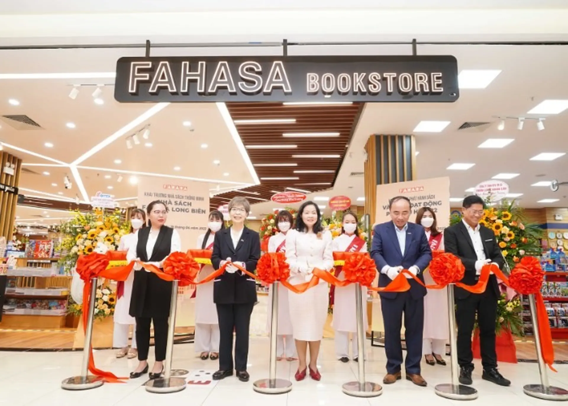 Tổng hợp địa chỉ nhà sách Fahasa gần đây tại TP. HCM và miền Nam