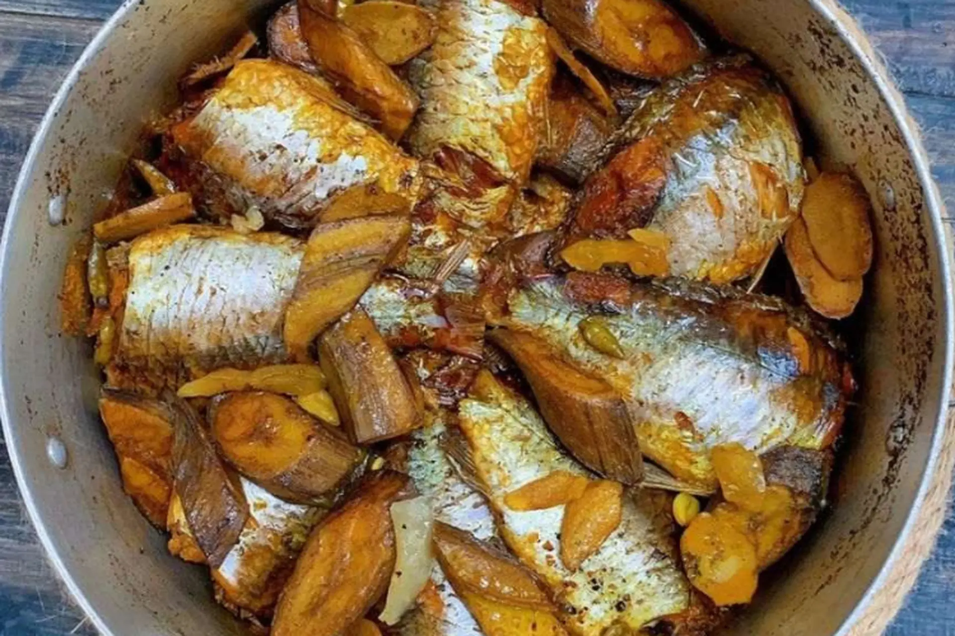 Cá diếc làm gì ngon? Đây là 5 món rất ngon được từ cá diếc