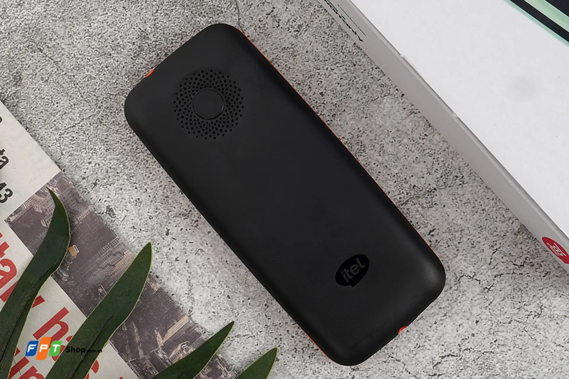 Điện thoại Itel IT8010 4G - Chính hãng, giá siêu rẻ