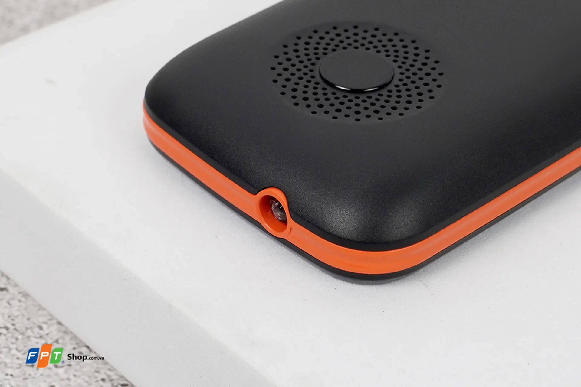 Điện thoại Itel IT8010 4G - Chính hãng, giá siêu rẻ