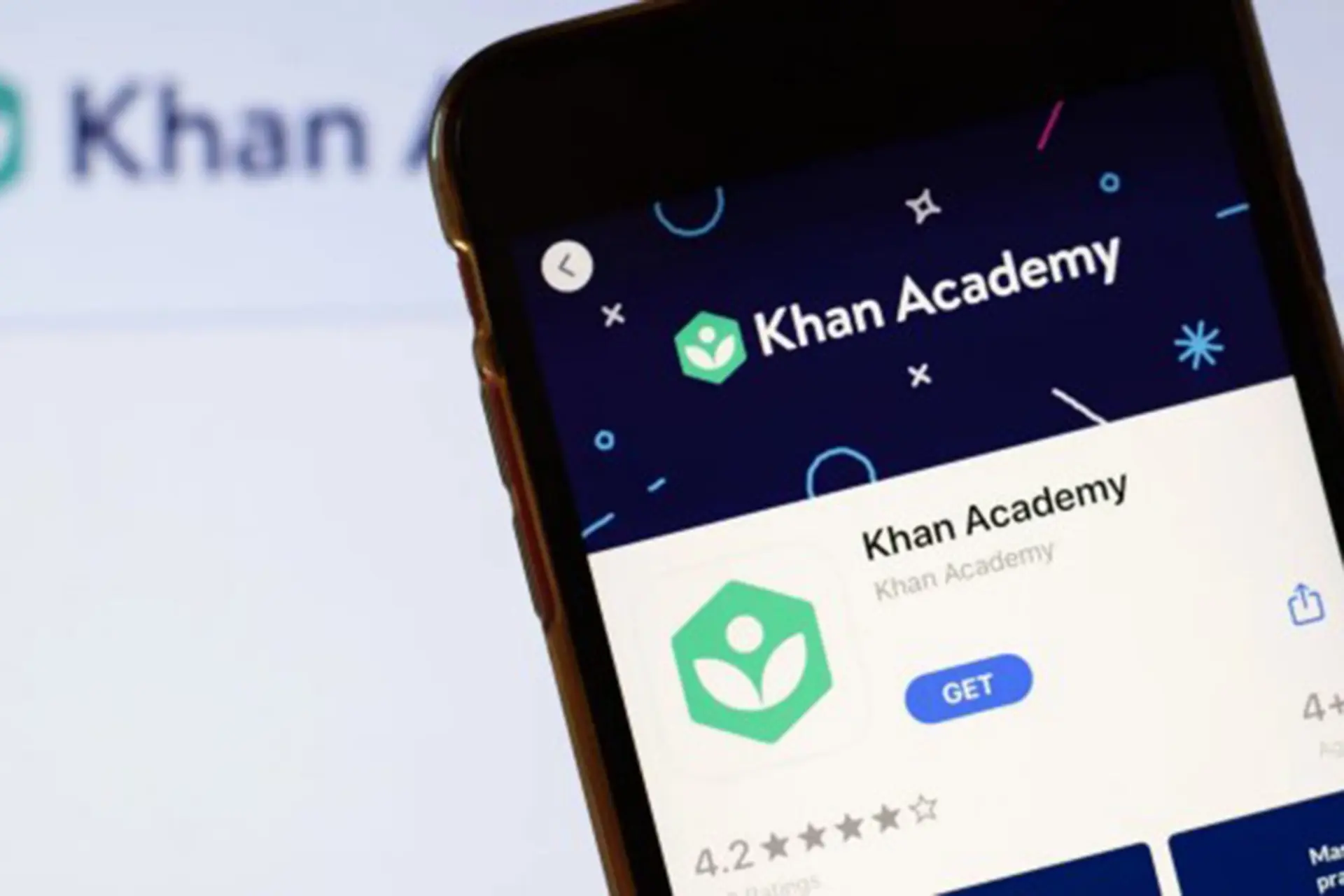 Khan Academy: Nền tảng học tập miễn phí giúp học sinh giỏi đều mọi môn