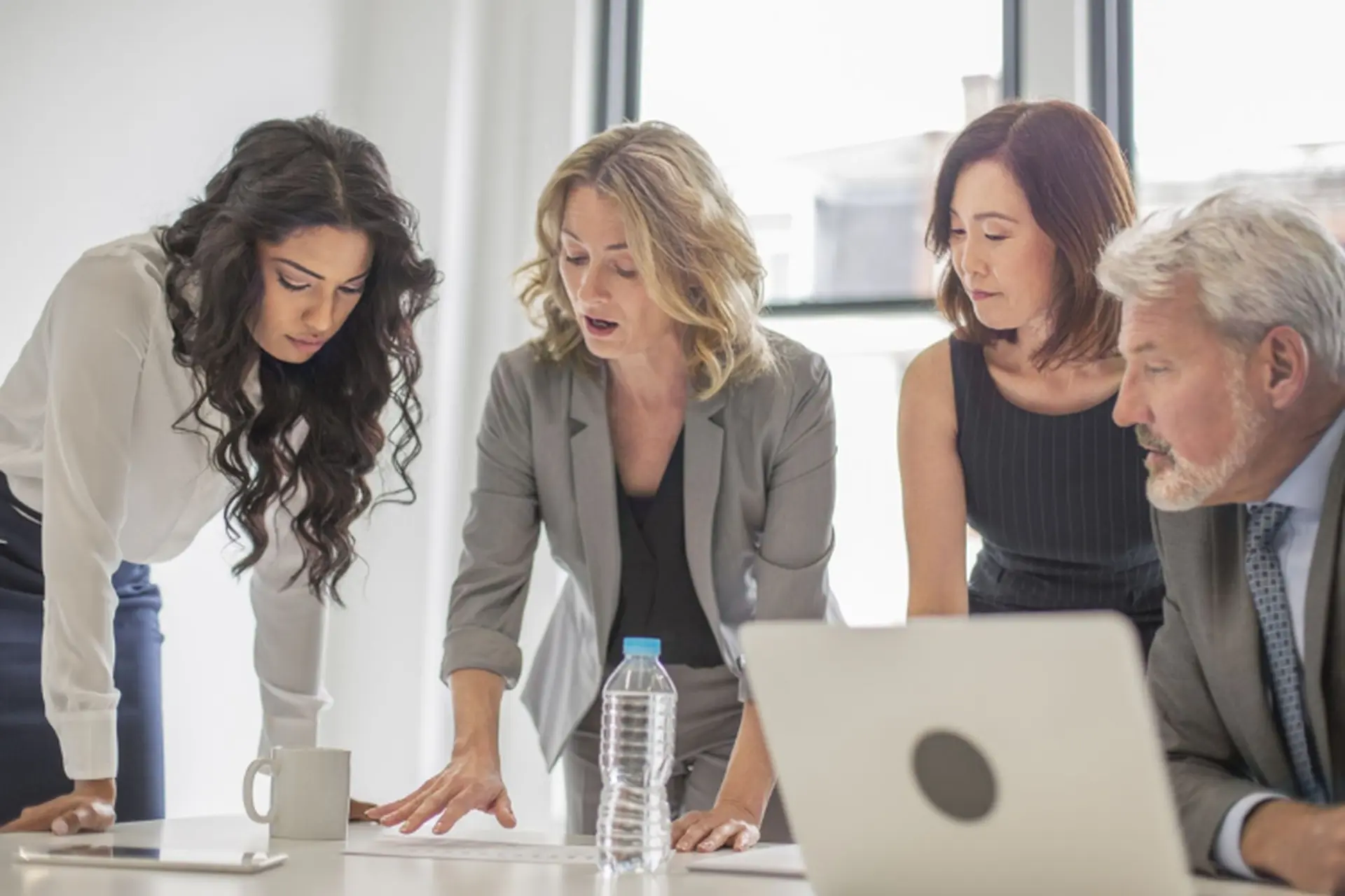 Acting Manager là gì? Hiểu đúng để nắm bắt cơ hội phát triển sự nghiệp