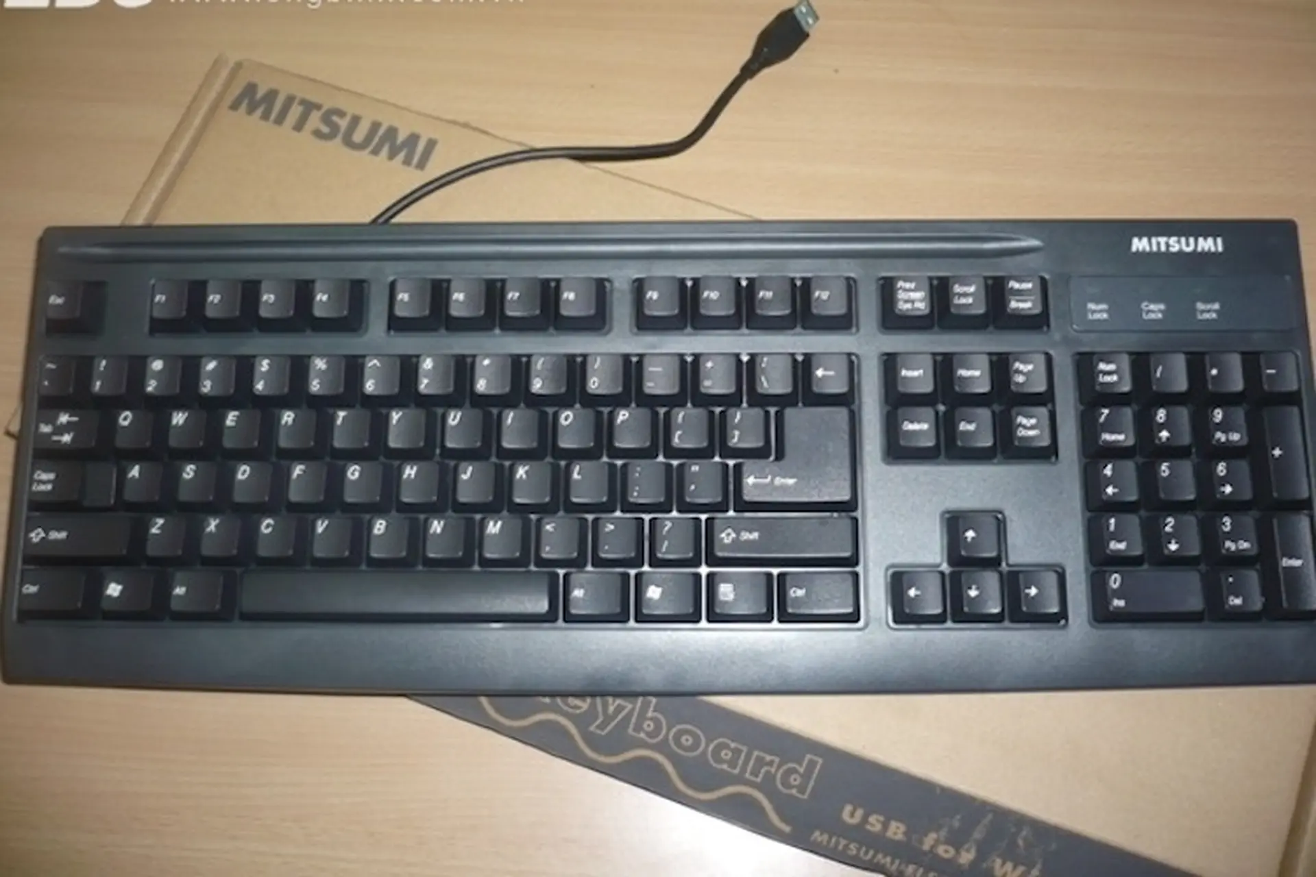Bàn phím Mitsumi - Huyền thoại một thời tại các quán net xưa