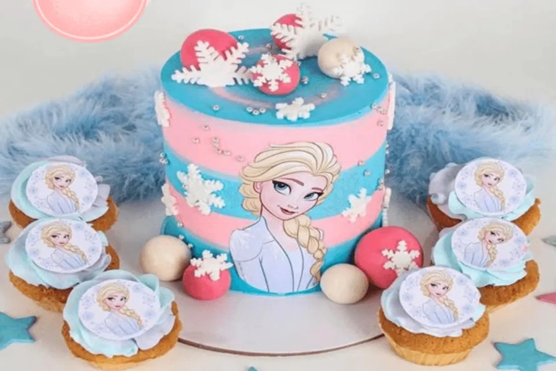 TOP 25+ mẫu bánh sinh nhật Elsa đẹp ấn tượng cho các bé gái