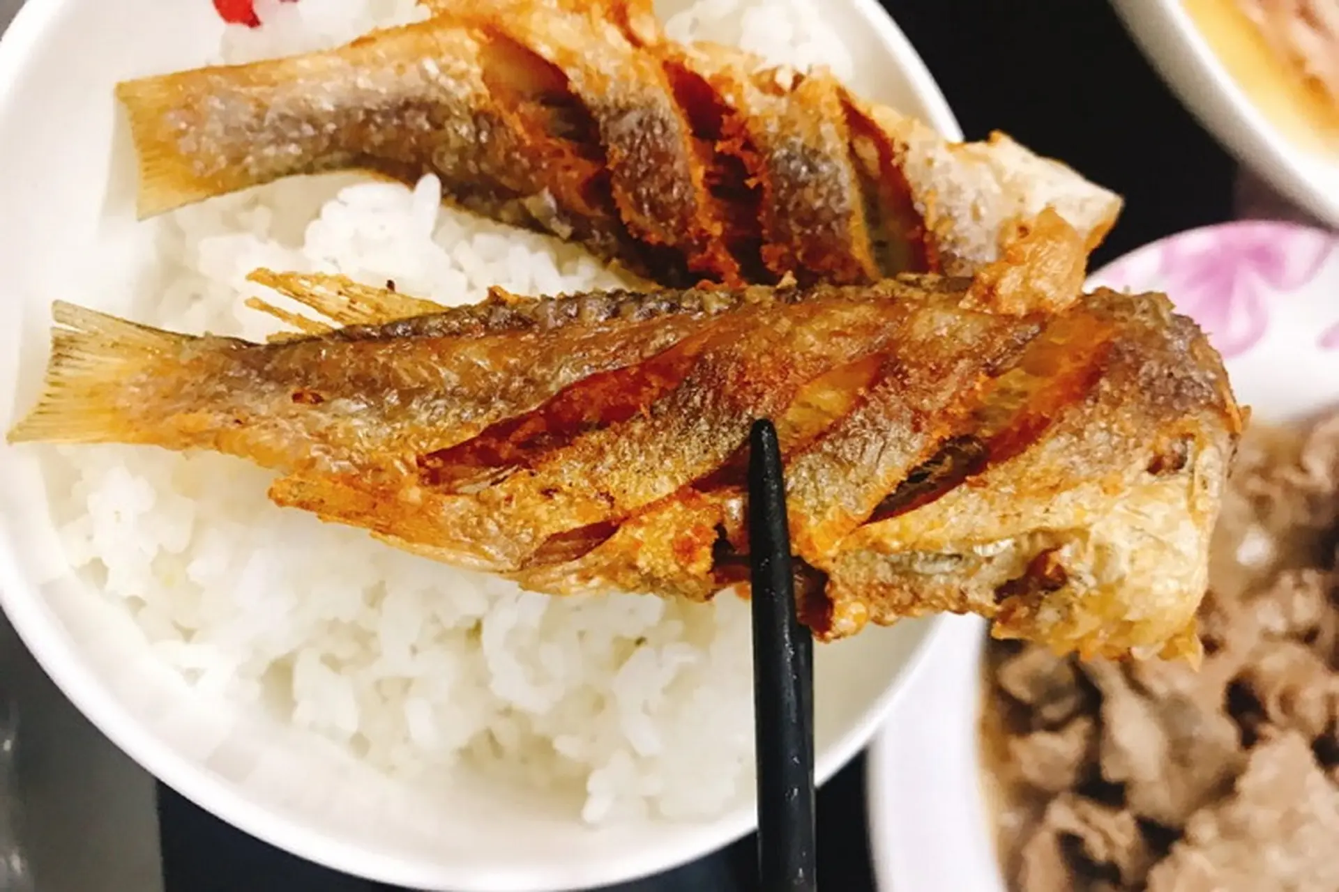 Bật mí 2 cách làm cá đù chiên cực ngon miệng và hấp dẫn