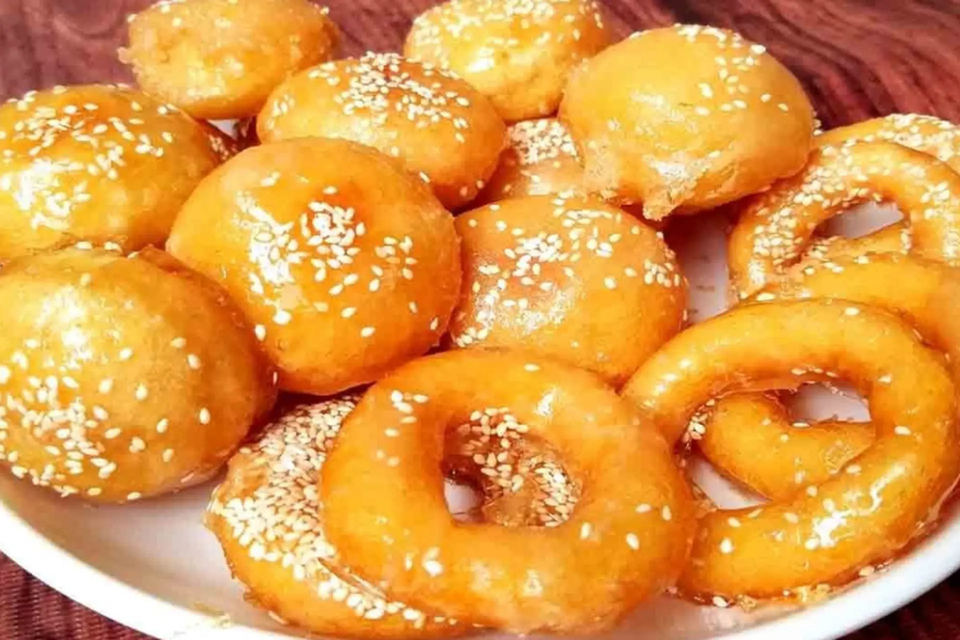 Cách làm bánh còng, bánh cam mang hương vị tuổi thơ đơn giản