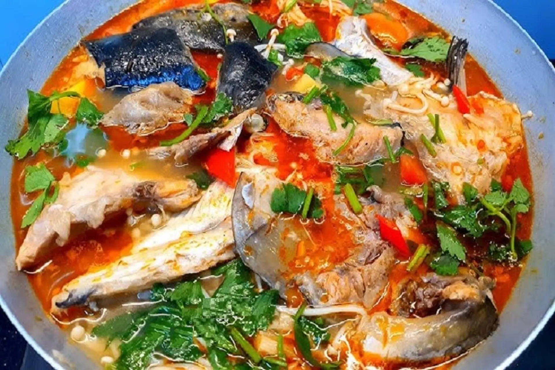 Phát cuồng trước món canh kim chi cá hồi thơm ngon, hấp dẫn