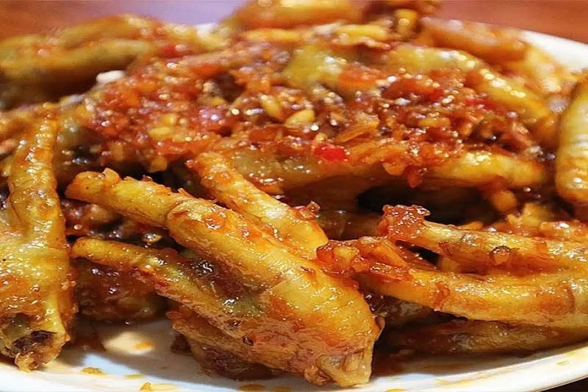 Cách làm chân gà chiên mắm tỏi thơm ngon, đậm đà cực đơn giản ngay tại nhà