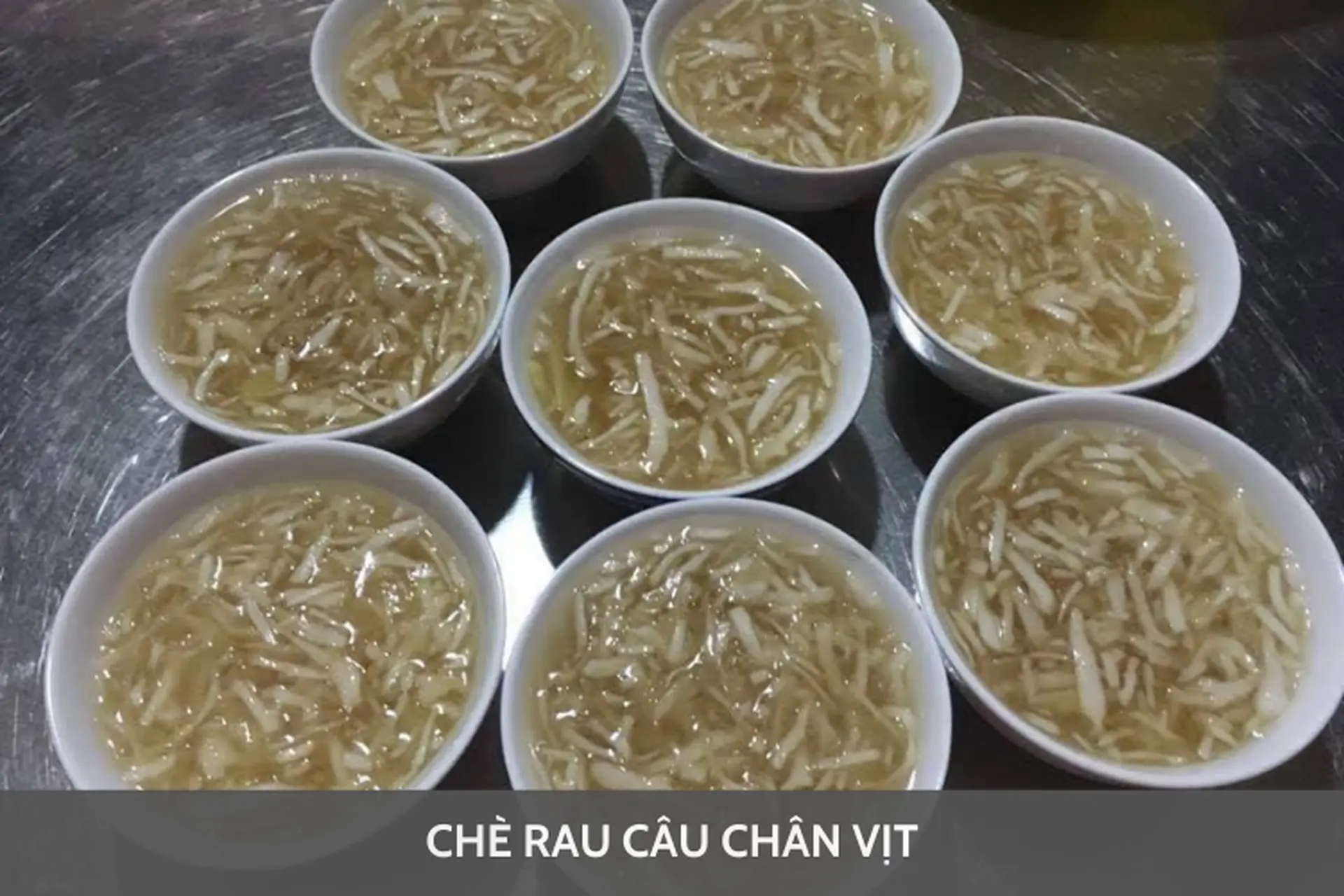 Chia sẻ bí quyết nấu chè rau câu chân vịt lạ miệng, thơm ngon