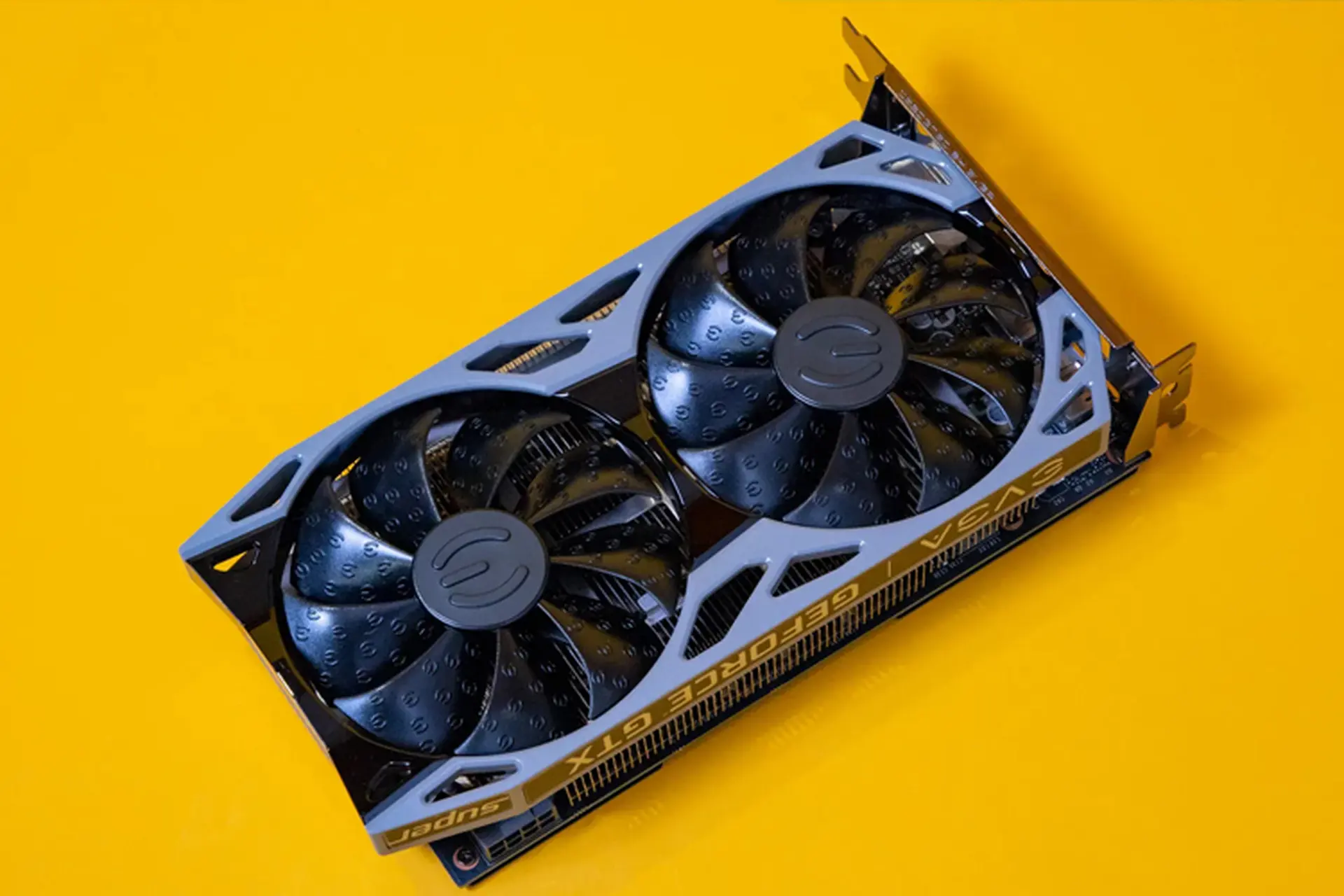 Đánh giá VGA 1660 Super: Card này còn đáng mua hay không?