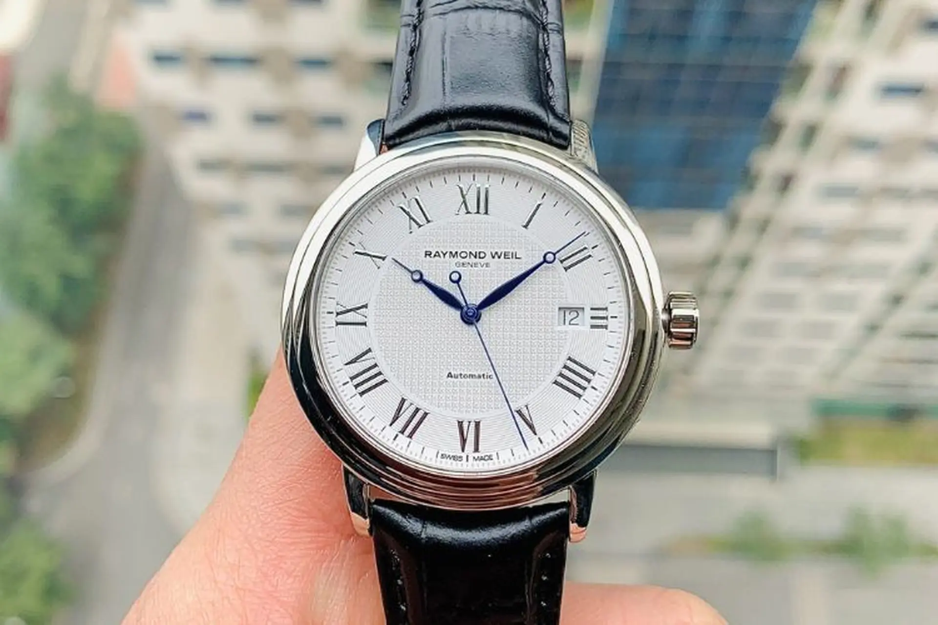 Đồng hồ Raymond Weil của nước nào? Đánh giá đồng hồ Raymond Weil