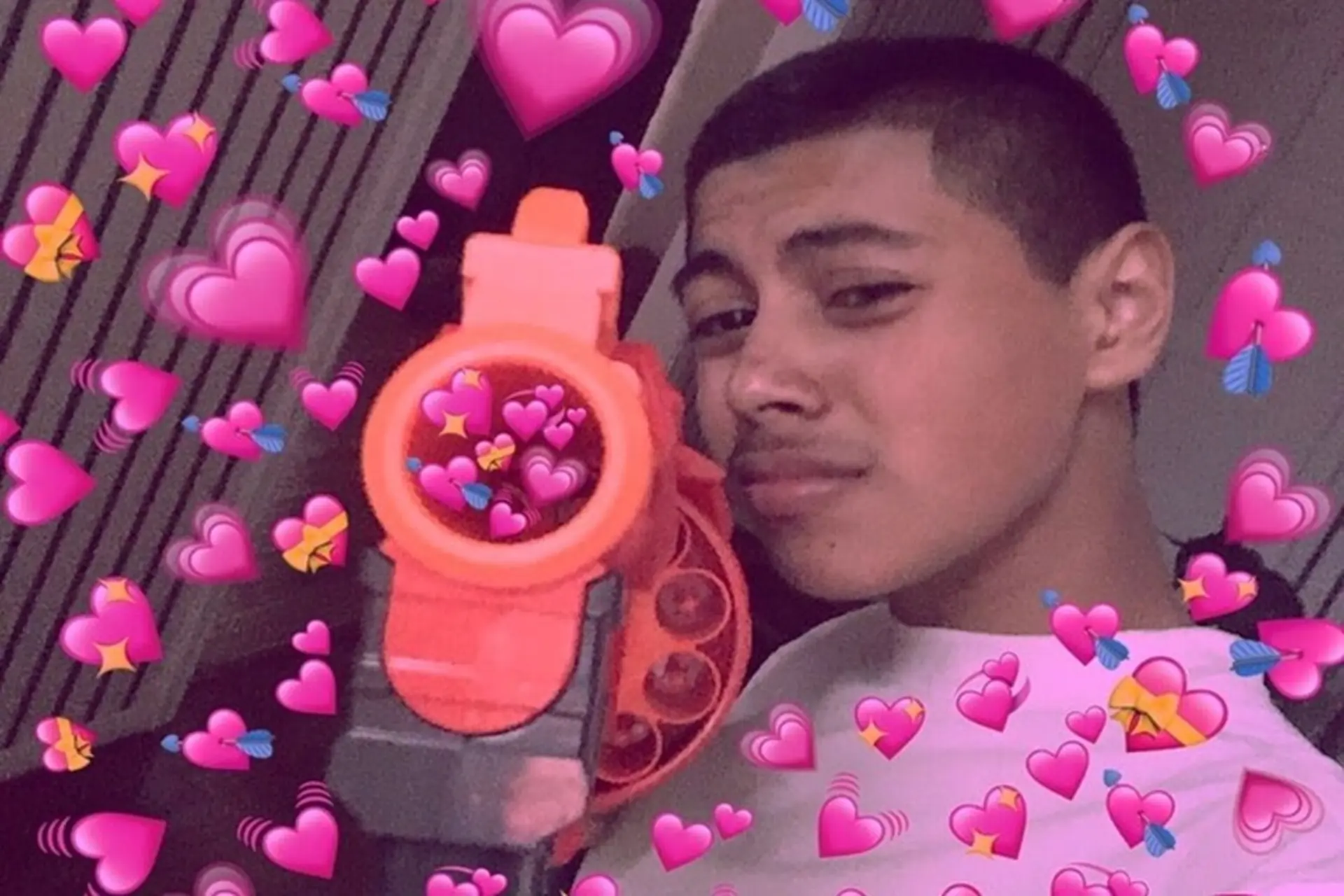 Ý nghĩa của meme bắn tim là gì? Cập nhật bộ meme thể hiện tình cảm siêu ...