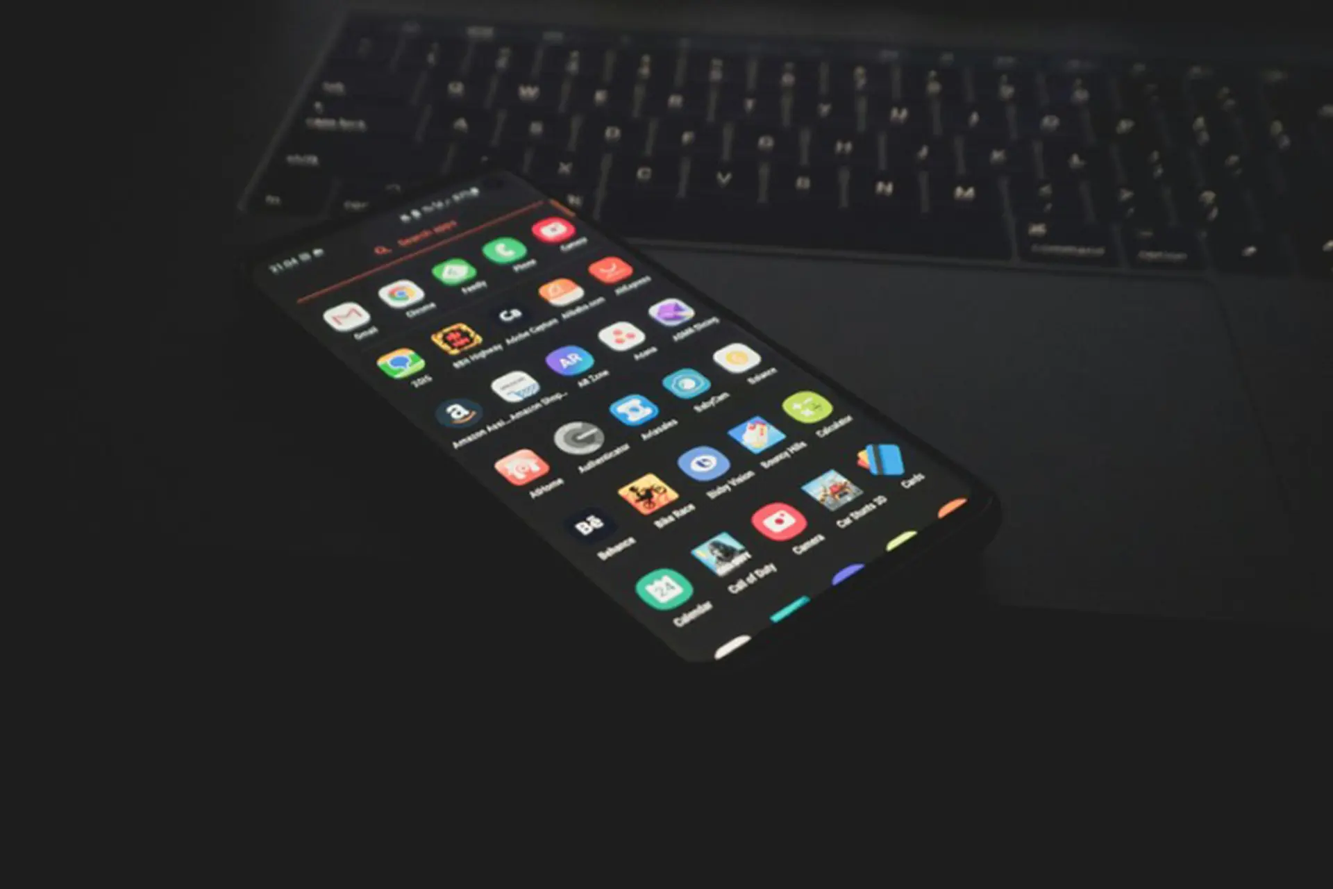 Có lẽ Samsung nên dừng cài đặt sẵn 8 ứng dụng này trên điện thoại Galaxy