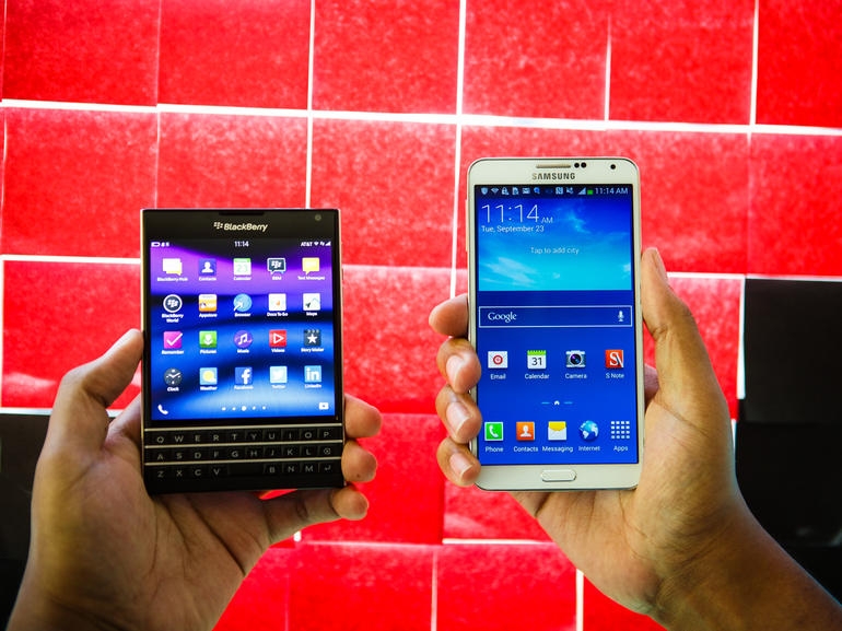 So sánh hai siêu phẩm BlackBerry Passport và Samsung Galaxy Note 4