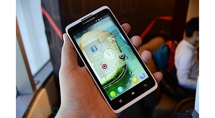 Lenovo S890: To chưa chắc đã tốt