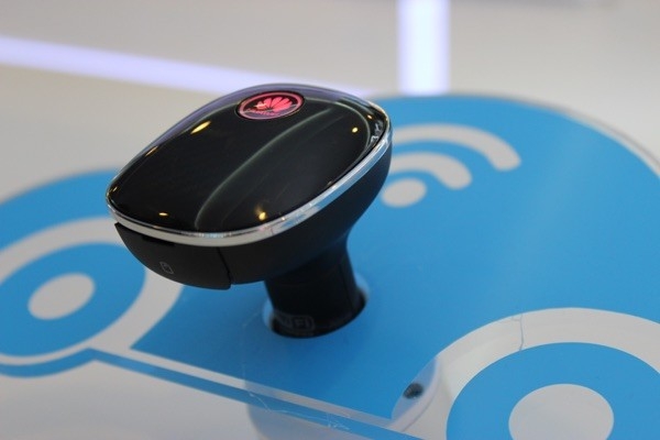 Huawei CarFi: Thiết bị phát WiFi cho ô tô