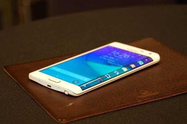 Galaxy Note 3 và Galaxy Note Edge của Sprint được cập nhật Lollipop