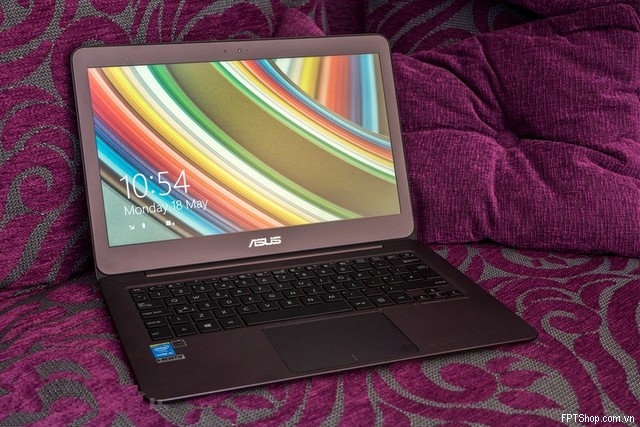 Laptop Zenbook UX305 – “Lưỡi dao cạo” của Asus
