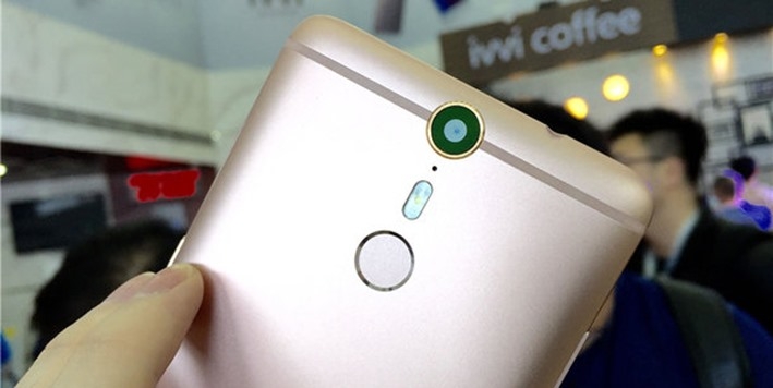 Smartphone chạy Snapdragon 430 đầu tiên trên thế giới ra mắt