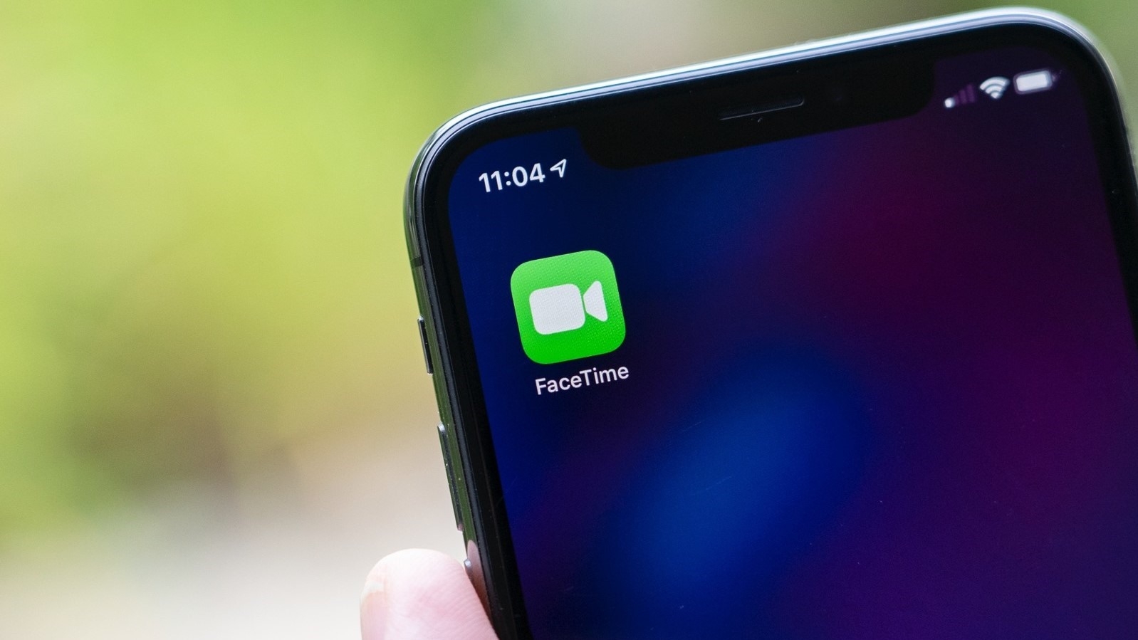 Thực hiện và trả lời cuộc gọi FaceTime trên iPhone