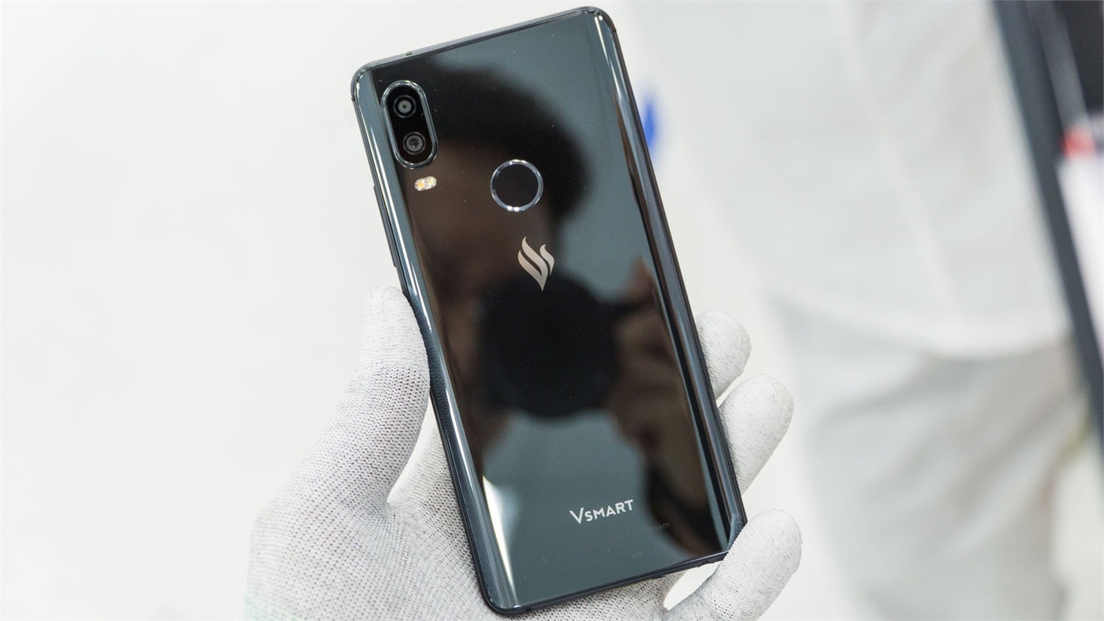 Những điều bạn cần biết về điện thoại Vsmart của VinGroup
