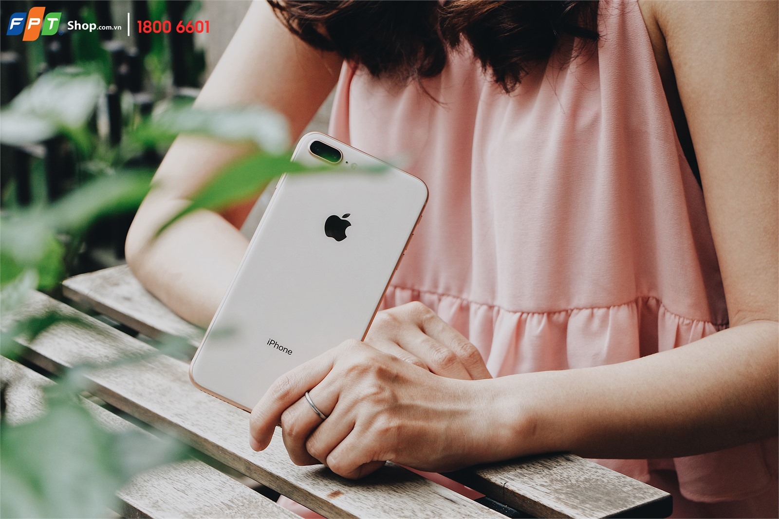 FPT Shop giảm giá mạnh tay cho iPhone 8 Plus và 6s Plus