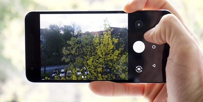 Những smartphone trang bị 4 camera với thiết kế đẹp