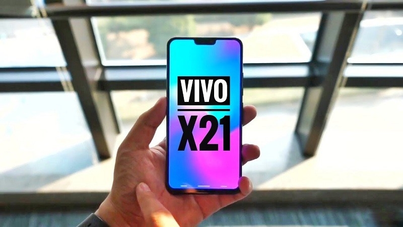 Vivo X21i: camera kép, RAM 6 GB, màn hình tai thỏ lộ giá bán