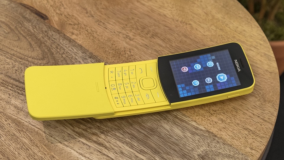 Trải nghiệm Nokia 8110 4G: thời lượng pin, hiệu năng, camera