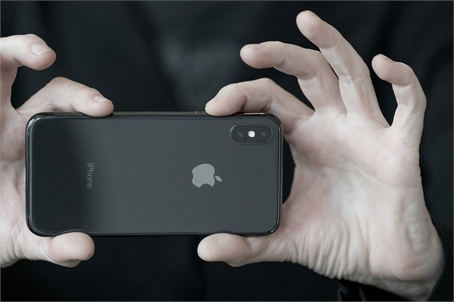 iPhone X là chiếc flagship cũ nhưng vẫn hơn flagship mới