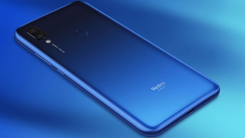 Lộ diện hình ảnh thiết kế Redmi 7: Máy ảnh kép, hiệu ứng gradient